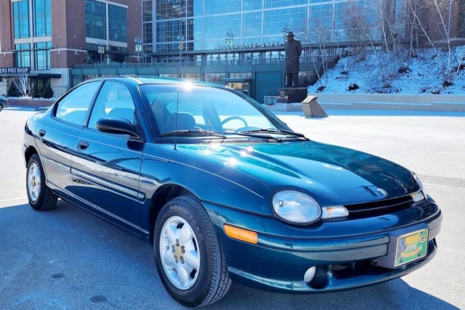Free Dodge Neon Value Estimator - Real Auction Data | Old Cars Data
